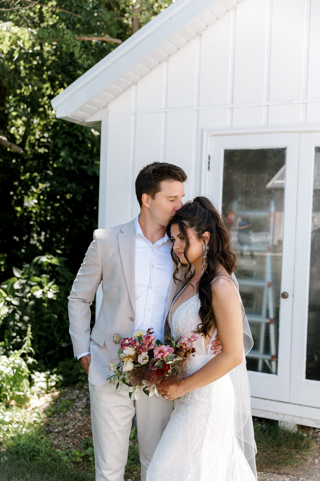 6 Wedding Day Timelines For A Fun, Seamless and Perfect Day