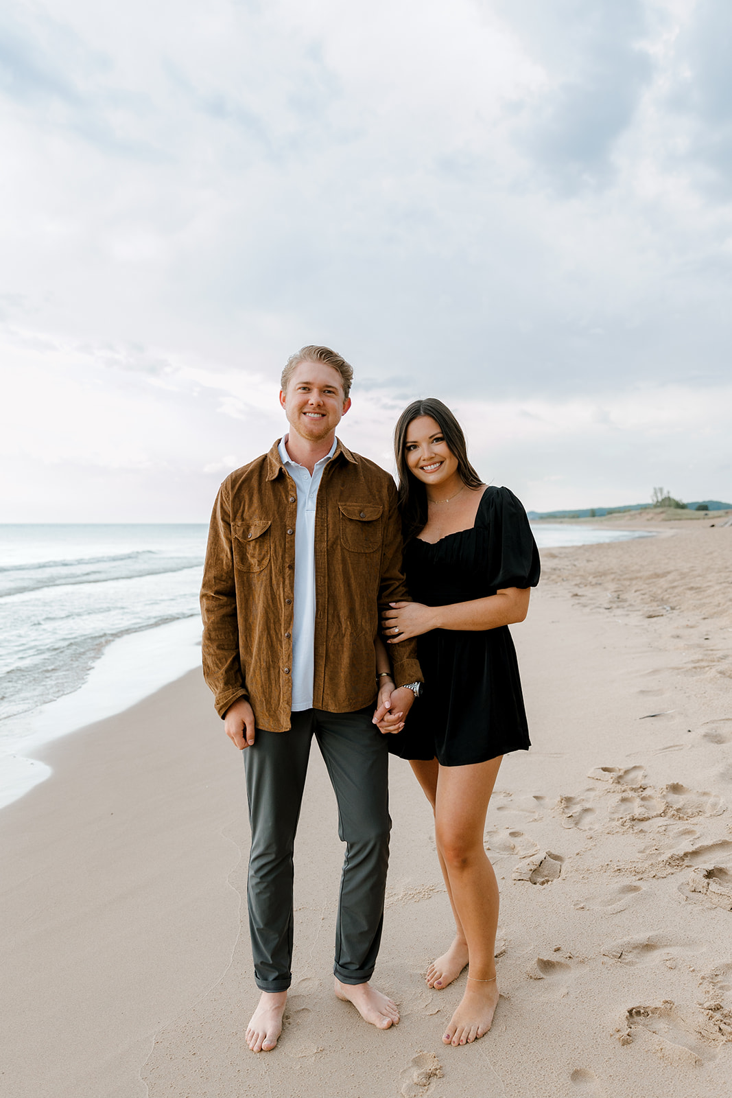 Engagement Session Oval Beach in Michigan | Lindsay & Blake