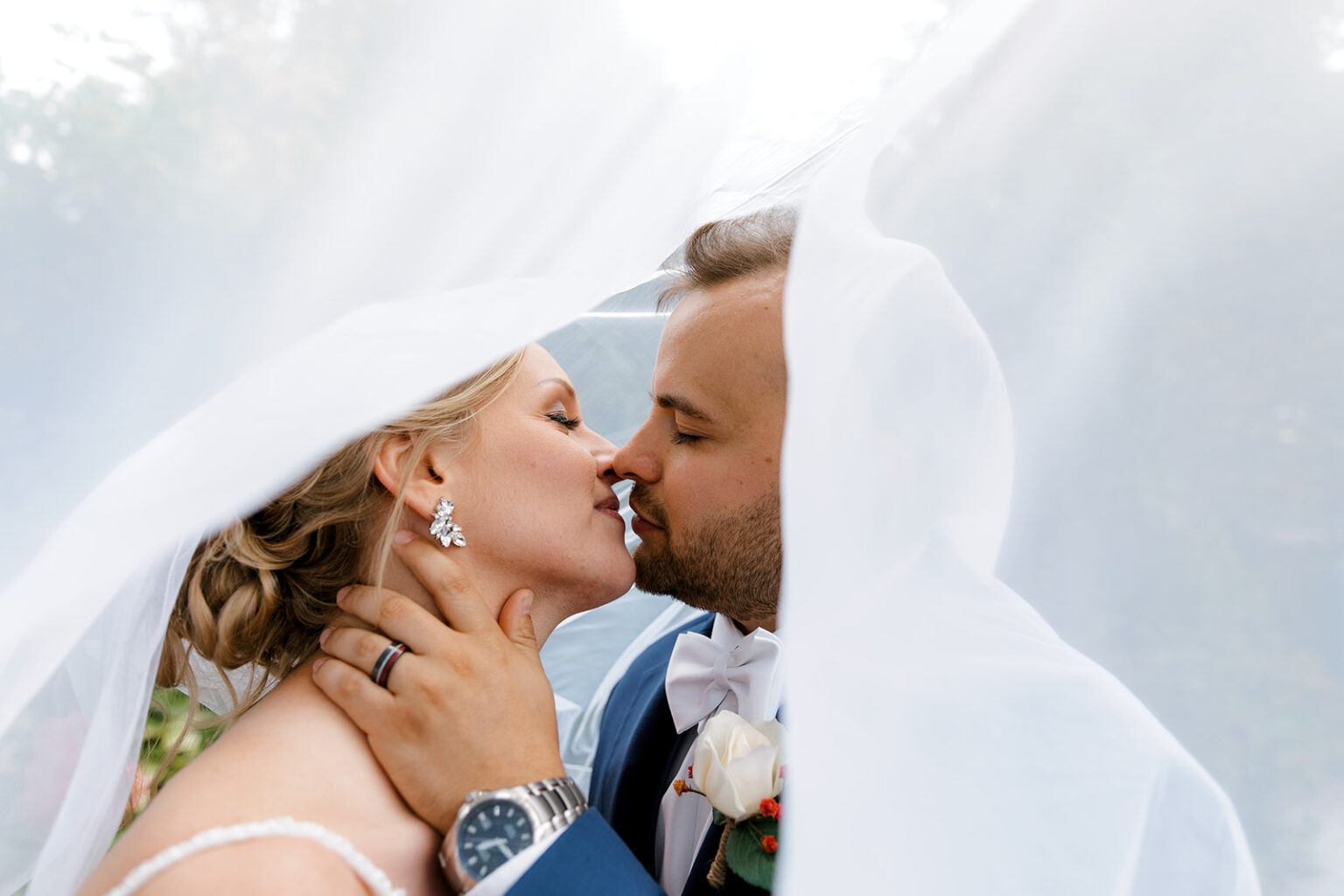 Intimate Fall Mackinac Island Wedding | Samantha + Zach