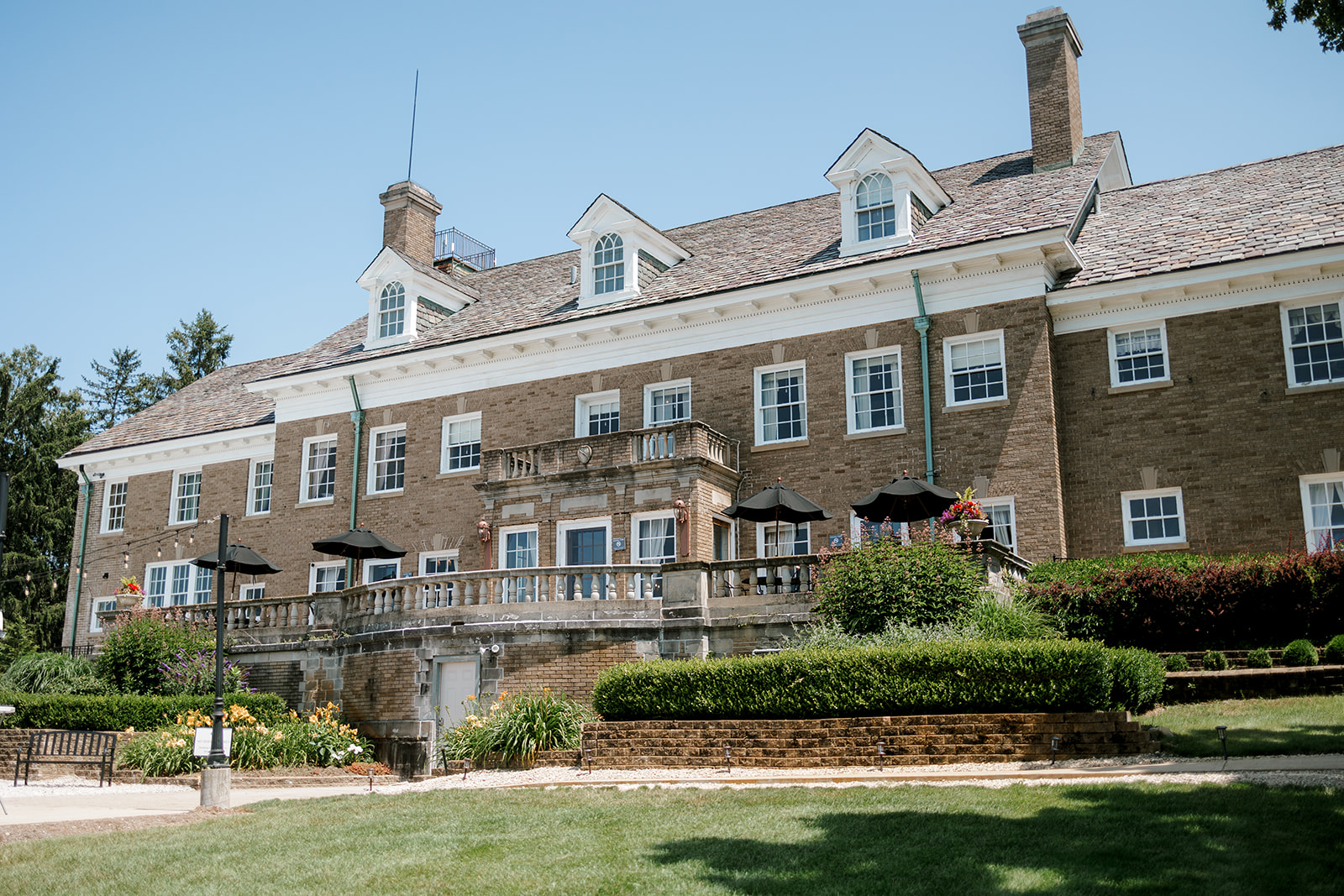Unique Wedding Venues in Michigan That Truly Stand Out